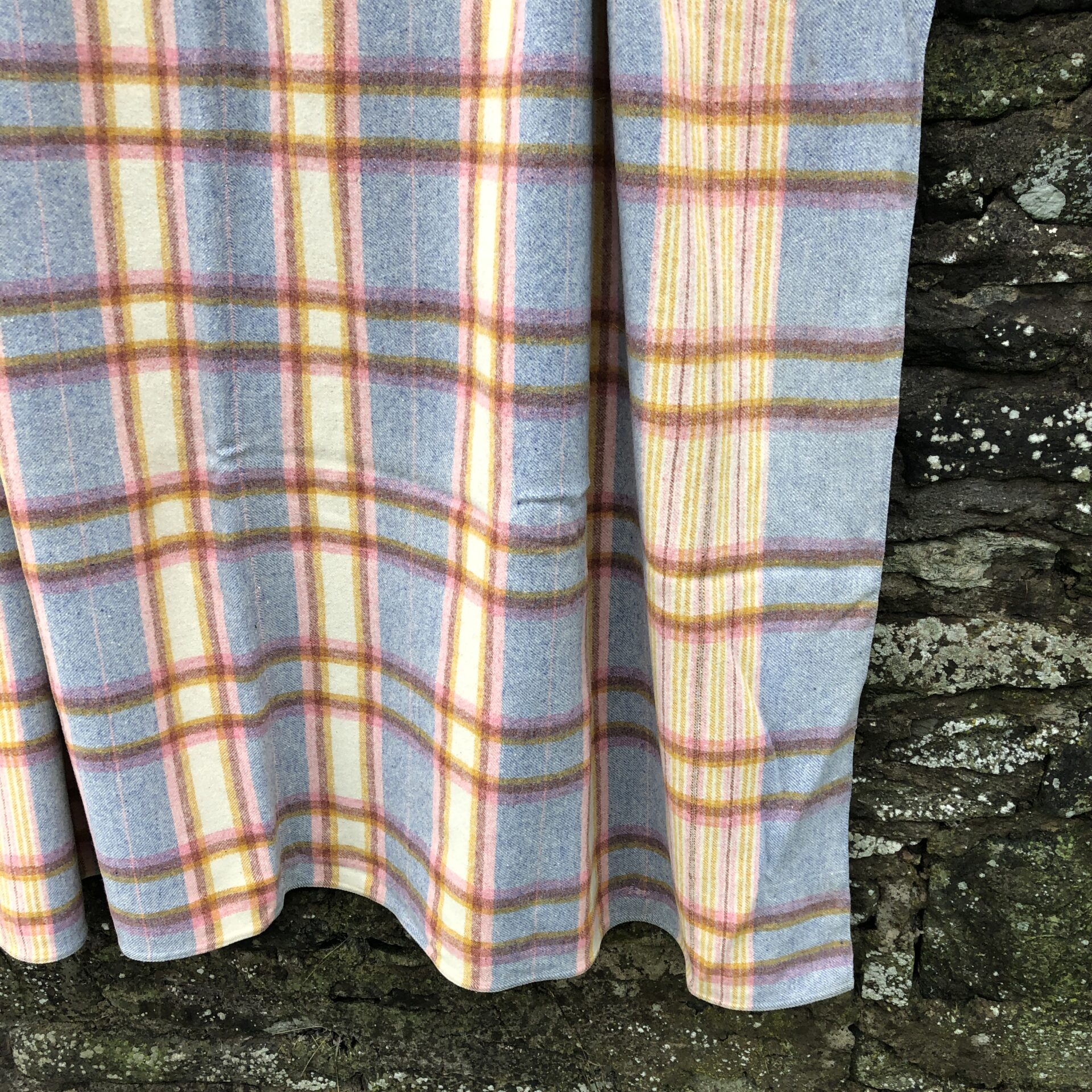 Old Welsh Plaid Blankets Archives — Great English Outdoors